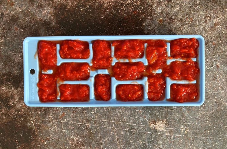 How to store your tomato passata - zero waste series - Natlicious food
